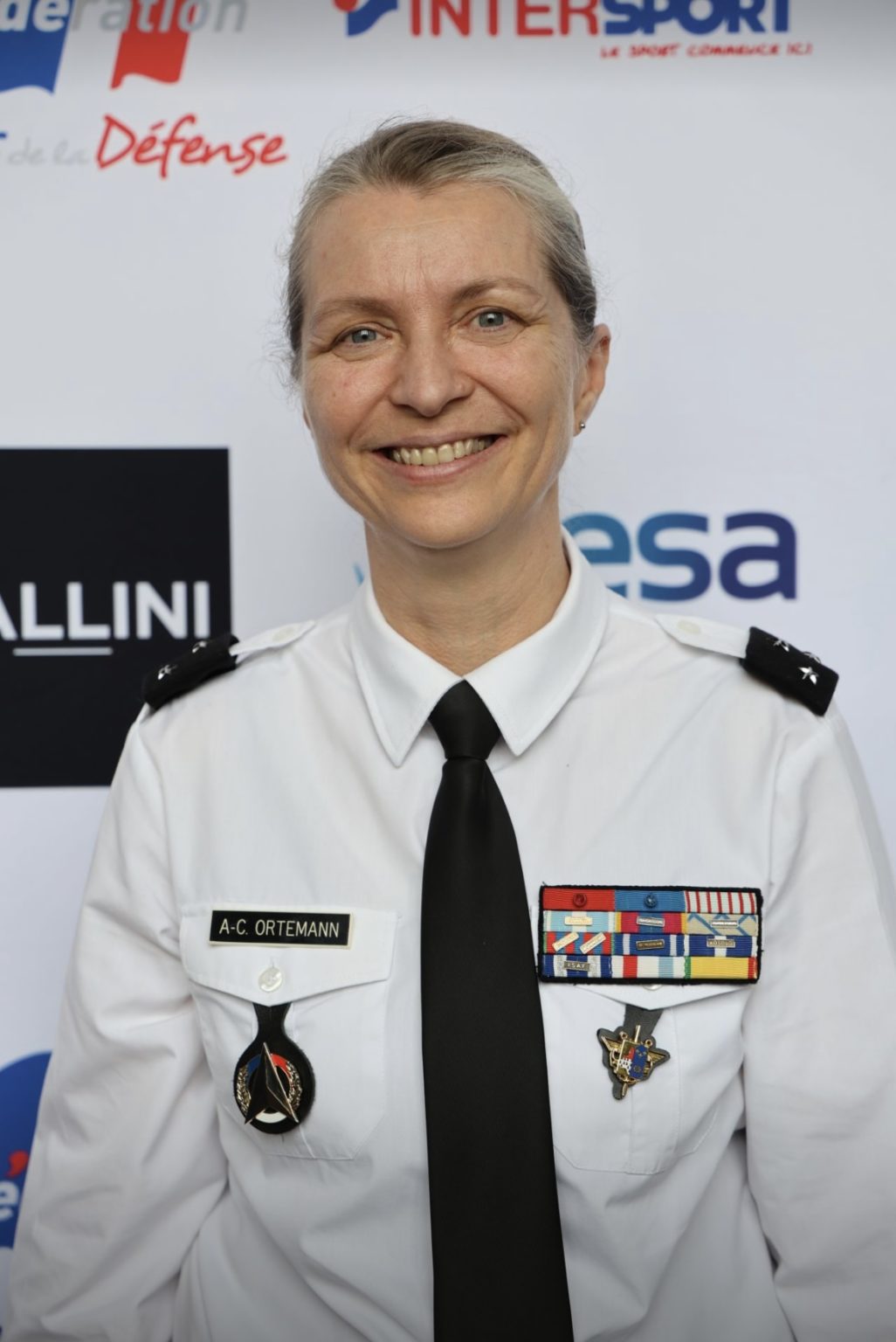 Trois questions au Général de division Anne-Cécile Ortemann — Le ...